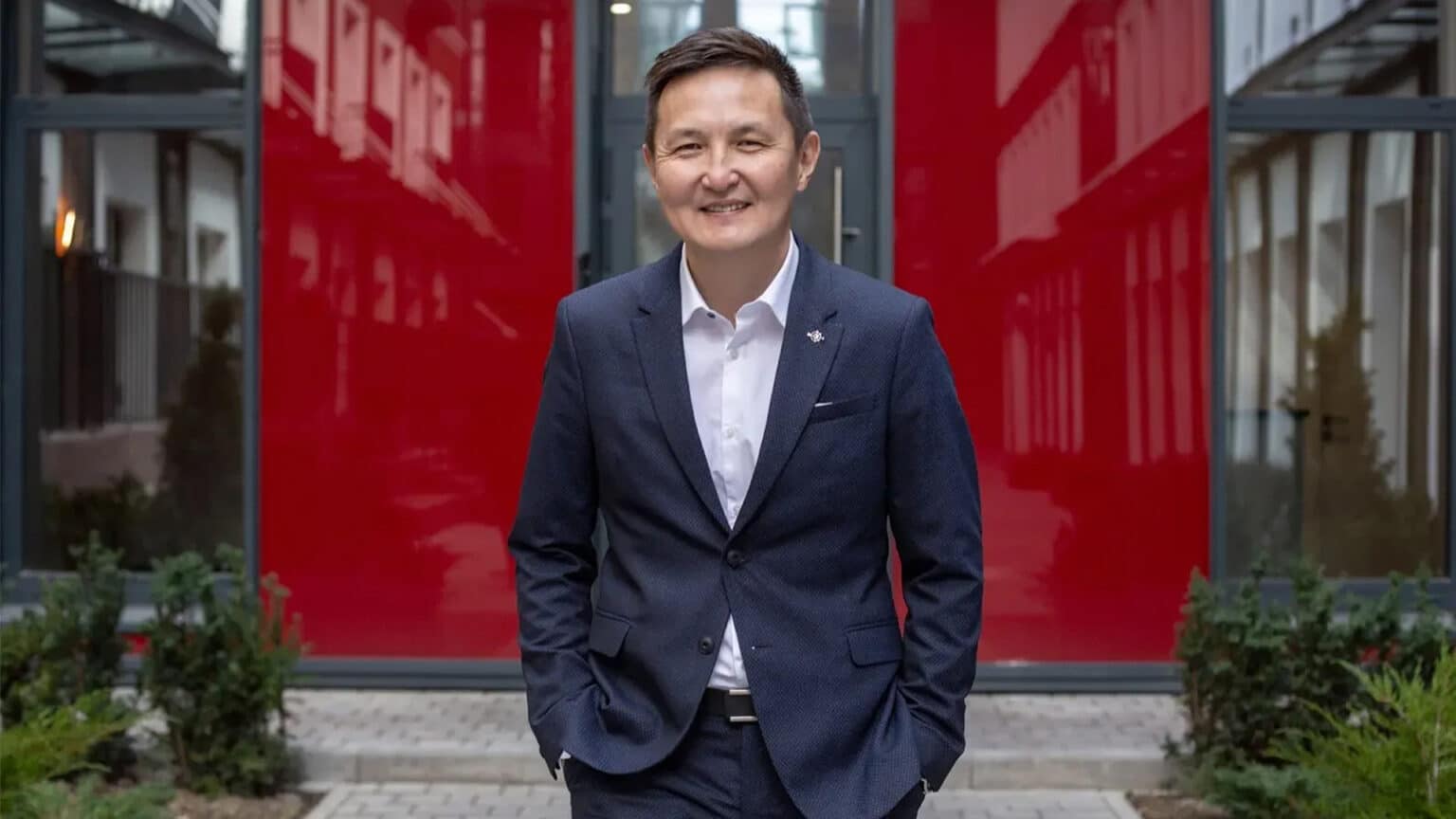 The man behind Kazakhstan’s first “unicorn.” Who is Arsen Tomsky?